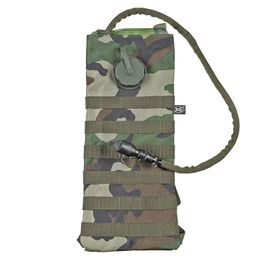 MFH Trinksystem Molle 2,5 Liter mit TPU-Beutel, woodland