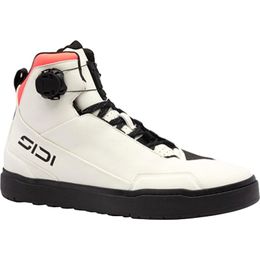 Sidi Kryo, Schuhe