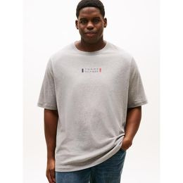 Tommy Hilfiger Big & Tall TOMMY HILFIGER BIG & TALL T-Shirt »BT-BRAND LOVE SMALL CENTER« Medium Grey Heather 3XL 3XL Rundhalsshirt von Tommy Hilfiger