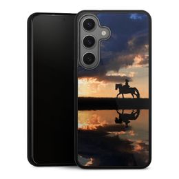 DeinDesign Galaxy S25 Handy Gallery Case Handyh&uuml;lle 9H Geh&auml;rtetes Glas R&uuml;ckseite H&uuml;lle Sunset Horseback Riding Horse Gallery Case