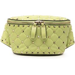 Valentino Garavani Bauchtaschen - Nappa Rockstud Spike Belt Bag - Gr. ONE SIZE - in Gr&uuml;n - f&uuml;r Damen
