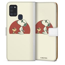 DeinDesign Galaxy A21s Handy Klapph&uuml;lle Handyh&uuml;lle aus Kunst Leder wei&szlig; Flip Case Snoopy Official Licensed Product Kindheit Sideflip mit Lasche