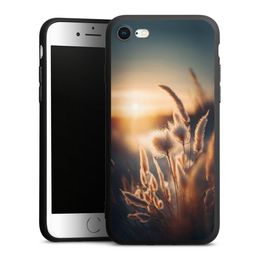 DeinDesign iPhone SE (2020) Handy Premium Silikon H&uuml;lle Handyh&uuml;lle schwarz Case Nature Pampasgras Sun Silikon Premium Case