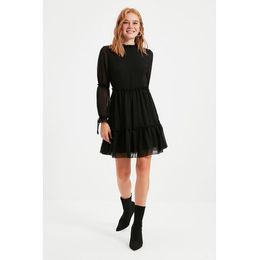 Trendyol Kleid in Schwarz - 62% | Gr&ouml;&szlig;e 38 | Damen-kleider
