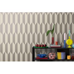 Vliestapete "Graphic Groove-Playful Tapete", silberfarben, B:0,53m H:0,02m L:10,05m, Vlies, COSMOLIVING BY COSMOPOLITAN, Tapeten, Geometrisches Design mit modernem 3D-Effekt