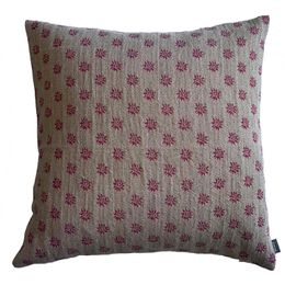 Dekokissen Pad "EDEL, Made in Europe", pink (pink, gemustert), B:45cm L:45cm, Obermaterial: 64% Baumwolle, 18% Polyacryl, 12% Polyester, 4% Wolle, 2% Viskose, Dekokissen_Sitzkissen_Kissenh&uuml;llen, Kissenbezug ohne F&uuml;llung, Motiv Edelwei&szlig;, 1 St&uuml;ck, 30x50cm & 45x45 cm
