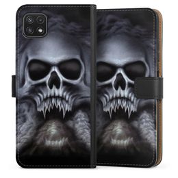 DeinDesign Galaxy A22 5G Handy Klapph&uuml;lle Handyh&uuml;lle aus Kunst Leder schwarz Flip Case Halloween Totenkopf Skull Sideflip mit langer Lasche