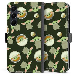DeinDesign Galaxy A35 5G Handy Klapph&uuml;lle Handyh&uuml;lle aus Kunst Leder schwarz Flip Case Official Licensed Product Star Wars Muster Baby Yoda Sideflip mit Lasche