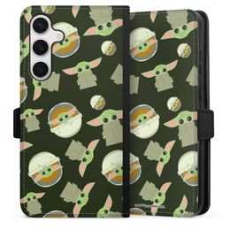 DeinDesign Galaxy S24+ Handy Klapph&uuml;lle Handyh&uuml;lle aus Kunst Leder schwarz Flip Case Official Licensed Product Star Wars Muster Baby Yoda Sideflip mit Lasche