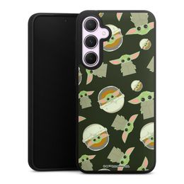 DeinDesign Galaxy A55 5G Handy Premium Silikon H&uuml;lle Handyh&uuml;lle schwarz Case Official Licensed Product Star Wars Muster Baby Yoda Silikon Premium Case