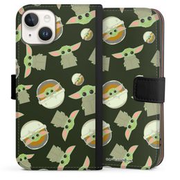 DeinDesign iPhone 14 Handy Klapph&uuml;lle Handyh&uuml;lle aus Kunst Leder schwarz Flip Case Official Licensed Product Star Wars Muster Baby Yoda Sideflip mit Lasche