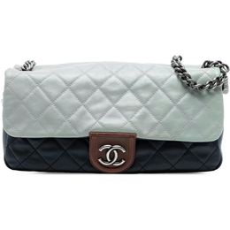 Chanel Hobo Bags - Large Tricolor Quilted Lambskin Country Chic Flap - Gr. unisize - in Blau - f&uuml;r Damen