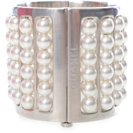 Chanel Armband - Silver Plated Wide Pearl Cuff Bracelet - Gr. ONE SIZE - in Silber - f&uuml;r Damen