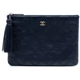 Chanel Clutches - Medium Quilted Lambskin Double Stitch Tassel O Cas - Gr. unisize - in Blau - f&uuml;r Damen