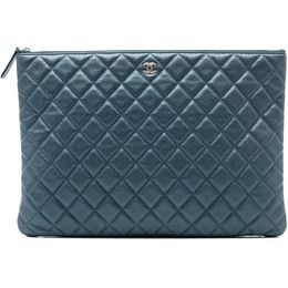 Chanel Clutches - Large Quilted Caviar O Case Clutch - Gr. unisize - in Blau - f&uuml;r Damen