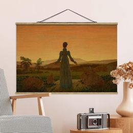 Stoffbild mit Posterleisten Caspar David Friedrich - Frau vor untergehender Sonne