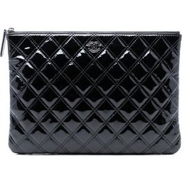 Chanel Clutches - Medium Quilted Patent Double Stitch O Case Clutch - Gr. unisize - in Schwarz - f&uuml;r Damen
