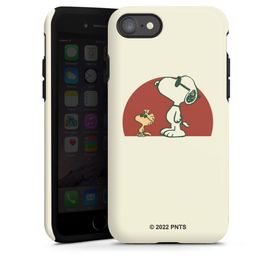 DeinDesign iPhone SE (2022) Handy Panzer Handyh&uuml;lle robuste Outdoor H&uuml;lle Schutzh&uuml;lle gl&auml;nzend Kindheit Official Licensed Product Snoopy Tough Case