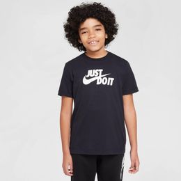 T-Shirt Nike Sportswear "Nike Sportswear Big Kids' T-Shirt", Jungen, Gr. S, schwarz, Obermaterial: 100% Baumwolle, Shirts T-Shirt, klassische Passform, sportlicher Stil, in verschiedenen US-Gr&ouml;&szlig;en