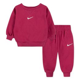 Nike Sportswear Kinder Jogginganzug "NKN ESSENTIAL FLEECE CREW SET"sweet beet, Gr. 62, Obermaterial: 60% Baumwolle, 40% Polyester, Sportanz&uuml;ge, f&uuml;r