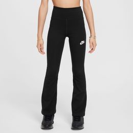 Shorts Nike Sportswear "Nike Sportswear Classic Girls' High-Waisted Flared Leggings", Jungen, Gr. S (128/134), N-Gr, schwarz, wei&szlig;, Obermaterial: 50% Baumwolle, 42% Polyester, 8% Elasthan, Hosen Shorts, blickdichtes Design, mit Elasthan-Anteil