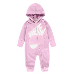Strampler Nike Sportswear "NKN SUSTAINABLE COVERALL", Jungen, Gr. 62 (3), N-Gr, pink foam, Sweatware, Obermaterial: 100% Polyester, angesetztes B&uuml;ndchen, Overalls, f&uuml;r Babys, mit Kapuze, mit K&auml;ngurutasche, mit Logodruck