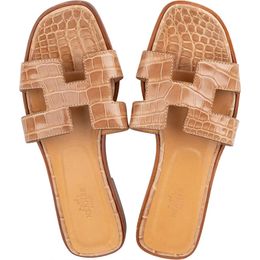 Herm&egrave;s Herm&egrave;s Sandalen - Hermes Exotic Crocodile Leather Oran Sandals (37) - Gr. ONE_SIZE - in Braun - f&uuml;r Damen