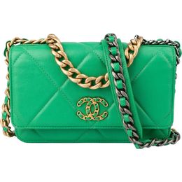 Chanel Crossbody Bags - Chanel 19 Quilted Lambskin Wallet On Chain Crossbo - Gr. unisize - in Gr&uuml;n - f&uuml;r Damen