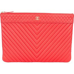 Chanel Crossbody Bags - Chanel Rouge Quilted Caviar Leather CC Clutch - Gr. unisize - in Rot - f&uuml;r Damen