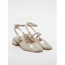 Trendyol Pumps in Creme - 61% | Gr&ouml;&szlig;e 37 | Pumps