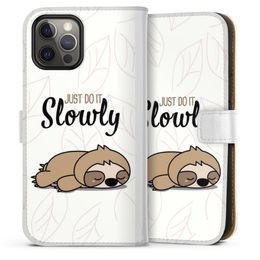 DeinDesign iPhone 12 Pro Max Handy Klapph&uuml;lle Handyh&uuml;lle aus Kunst Leder wei&szlig; Flip Case Animals Sloth Lazy Sunday Sideflip mit Lasche