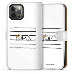 DeinDesign iPhone 12 Pro Max Handy Klapph&uuml;lle Handyh&uuml;lle aus Kunst Leder wei&szlig; Flip Case Snoopy Dog Peanuts Sideflip mit Lasche