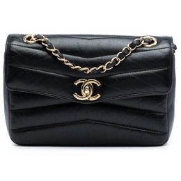 Chanel Hobo Bags - Small Chevron Shiny Lambskin Miroir Flap Bag - Gr. unisize - in Schwarz - f&uuml;r Damen