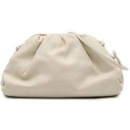 Bottega Veneta Hobo Bags - Lambskin The Mini Pouch Crossbody - Gr. unisize - in Wei&szlig; - f&uuml;r Damen