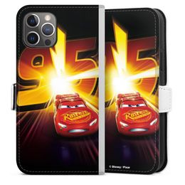 DeinDesign iPhone 12 Pro Handy Klapph&uuml;lle Handyh&uuml;lle aus Kunst Leder wei&szlig; Flip Case Official Licensed Product Cars Lightning Mcqueen 95 Sideflip mit Lasche