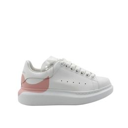 Alexander McQueen Low-Top Sneaker - White Calf Leather Sneakers With Perforated Design - Gr. 35 (EU) - in Wei&szlig; - f&uuml;r Damen
