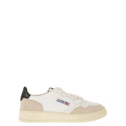 Autry Low-Top Sneaker - Medalist Low - Leather And Suede Sneakers - Gr. 44 (EU) - in Beige - f&uuml;r Damen