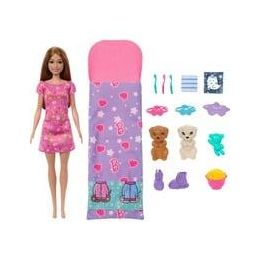 Mattel Barbie-Puppe und Welpen-Pyjama-Party-Spielset mit 2 Spielzeughunden mehr als 10 Zubeh&ouml;rteile, Farbwechsel