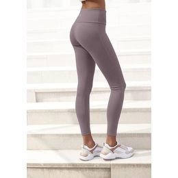 Lascana Leggings violett Gr. 44/46 f&uuml;r Damen. Mit Logodruck. Basic. Nachhaltig.