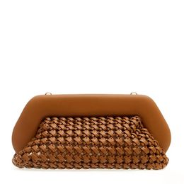 Themoir&egrave; Clutches - Large Braided Leather Clutch - Gr. unisize - in Braun - f&uuml;r Damen