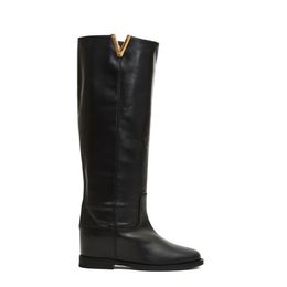 Via Roma 15 Stiefel - Tall Leather Boots With Gold V Accent And Wedge He - Gr. 35 (EU) - in Schwarz - f&uuml;r Damen