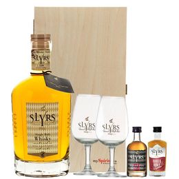 Slyrs Geschenkset: Bavarian Single Malt + 51 Whisky + Liqueur mit 2 Slyrs-Gl&auml;sern (30, 43 & 51 % Vol. 0,8 Liter)