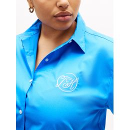 Hemdbluse Tommy Hilfiger Curve "CRV COTTON EASY SHIRT", Damen, Gr. 48, mesmerizing blau, Web, Obermaterial: 100% Baumwolle, unifarben, Po-bedeckend, Manschette, Blusen Hemdbluse, in gro&szlig;en Gr&ouml;&szlig;en, Baumwolle