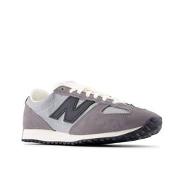 New Balance Sneakers '471' male Grey size 42