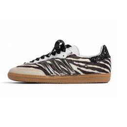 Adidas Low-Top Sneaker - Zebra-Print Low-Top Sneakers With Metallic Accents - Gr. 37_1_3 - in Braun - f&uuml;r Damen
