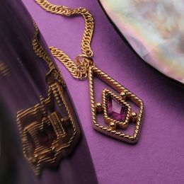 Holzkern Necklaces Damen Gold und Amethyst