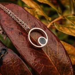 Holzkern Necklaces Women Ros&eacute; und Marmor