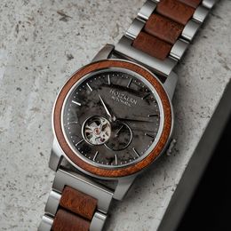 Automatik Herrenuhr Dubai, Silberner Edelstahl, Graues Marmor Zifferblatt, Modernes Design