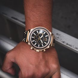 Elegante Herrenuhr Rhino, Chronograph, Goldener Edelstahl