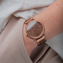 Einzigartige Damenuhr Belvue, Walnussholz-Zifferblatt und Rose Gold Edelstahl